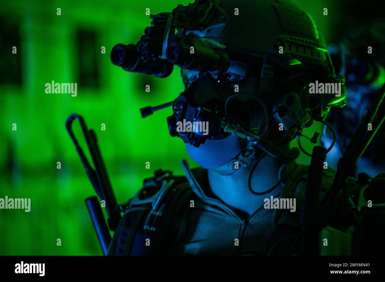 Special Tactics operators conduct Military Free Fall training walk ...