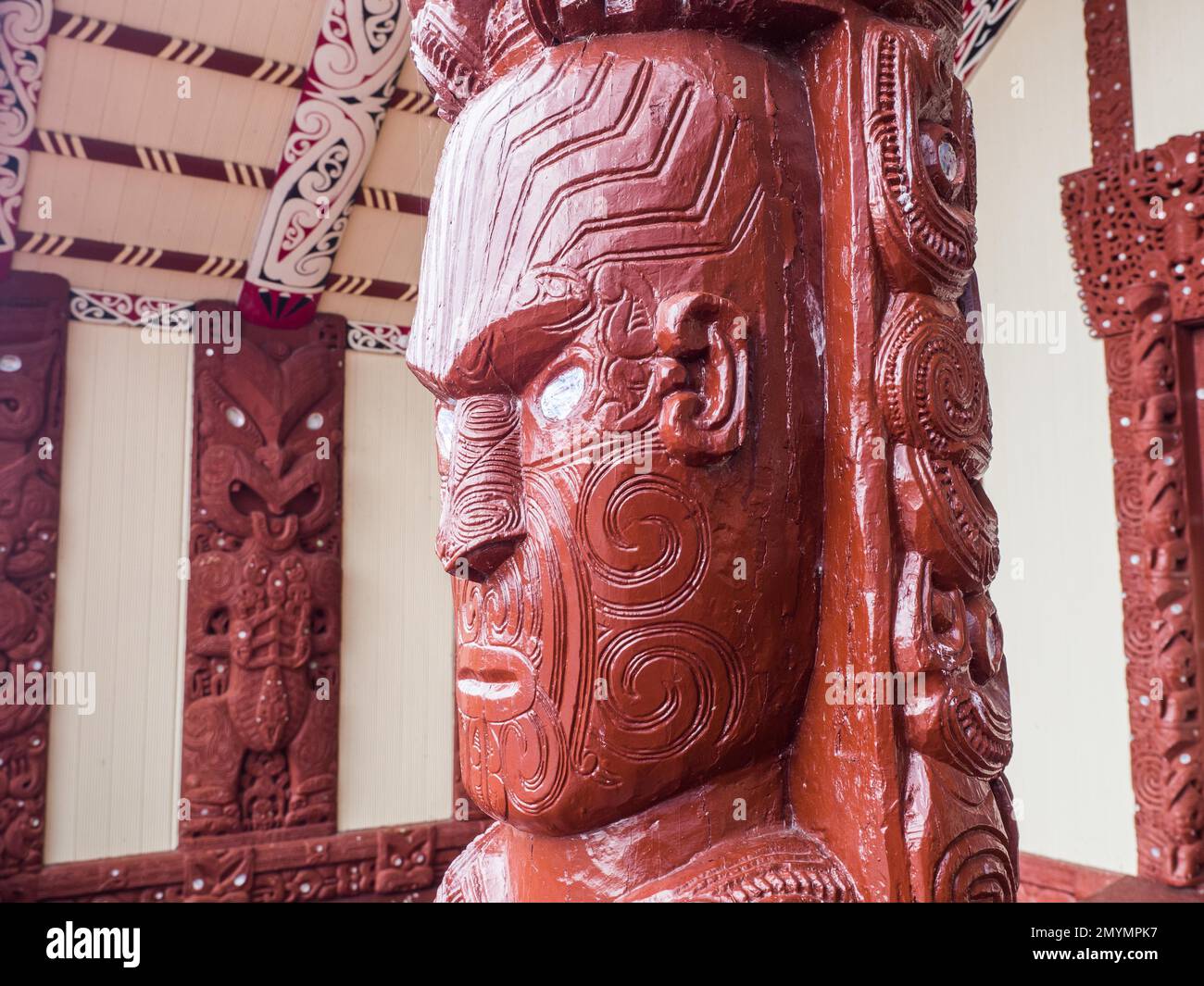 Wooden figure at the Maori meeting house in Ohinemutu, Rotorua, North ...