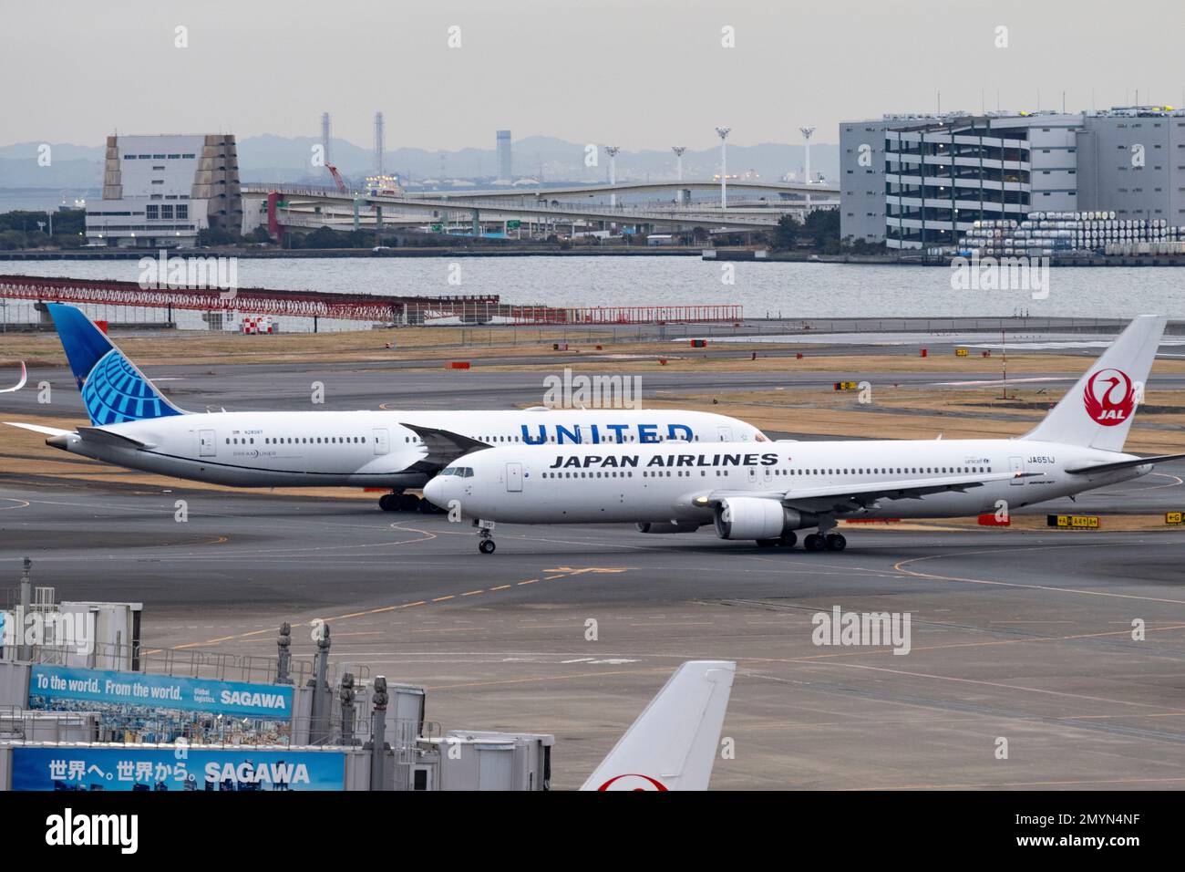 Tokyo, Japan. 2nd Feb, 2023. United Airlines Boeing 787-9 Dreamliner ...