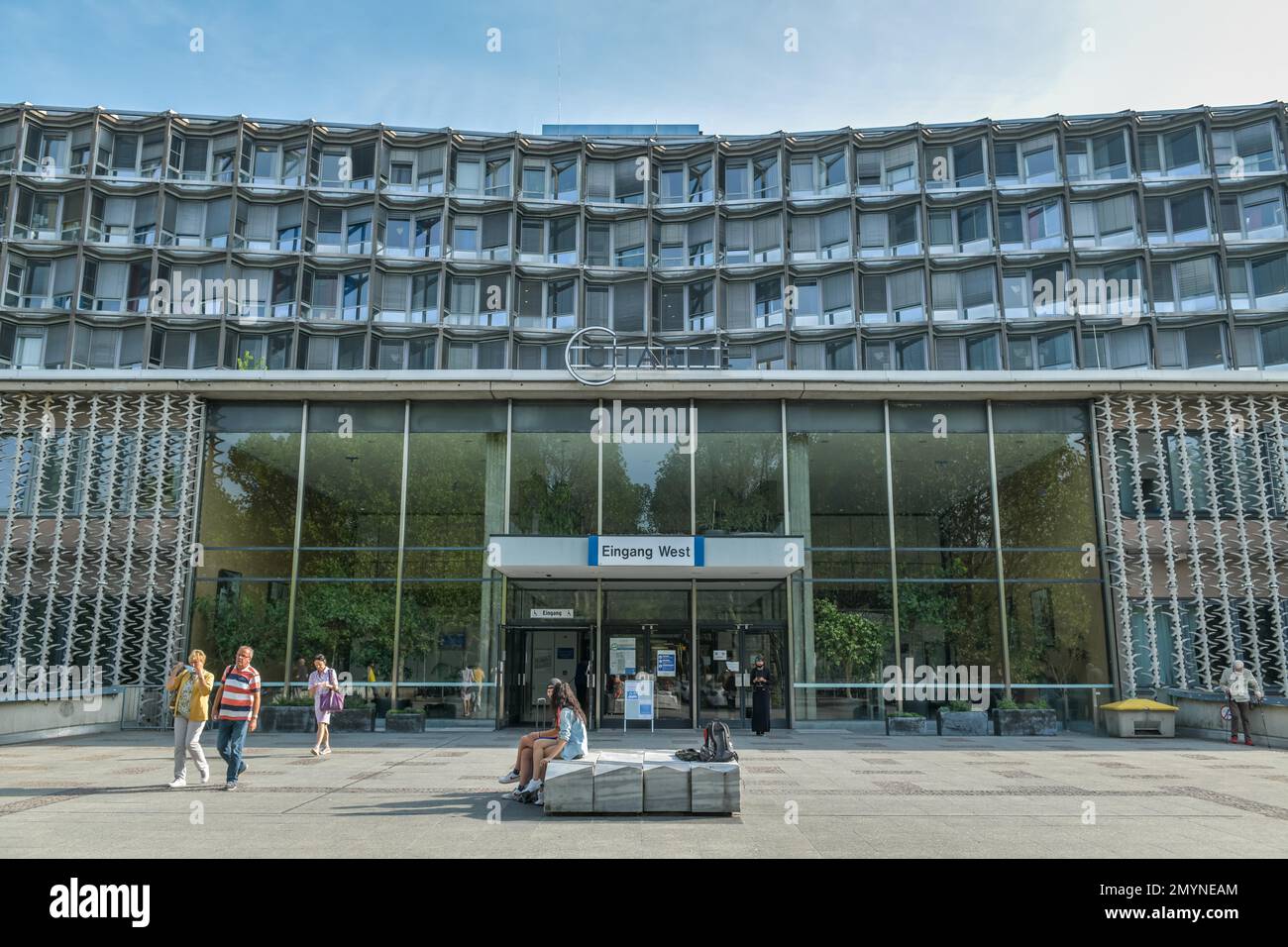 Entrance West, Benjamin Franklin Hospital, Hindenburgdamm, Steglitz ...