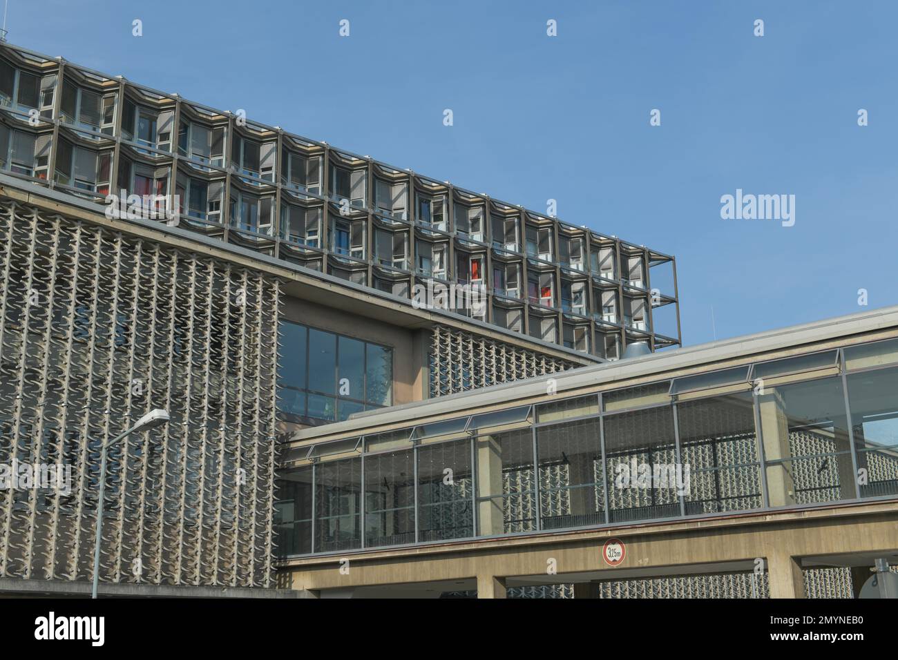 Benjamin Franklin Hospital, Hindenburgdamm, Steglitz, Berlin, Germany ...