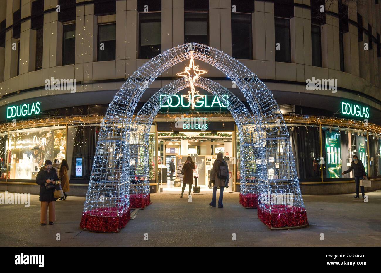 Douglas parfumerie hi-res stock photography and images - Alamy