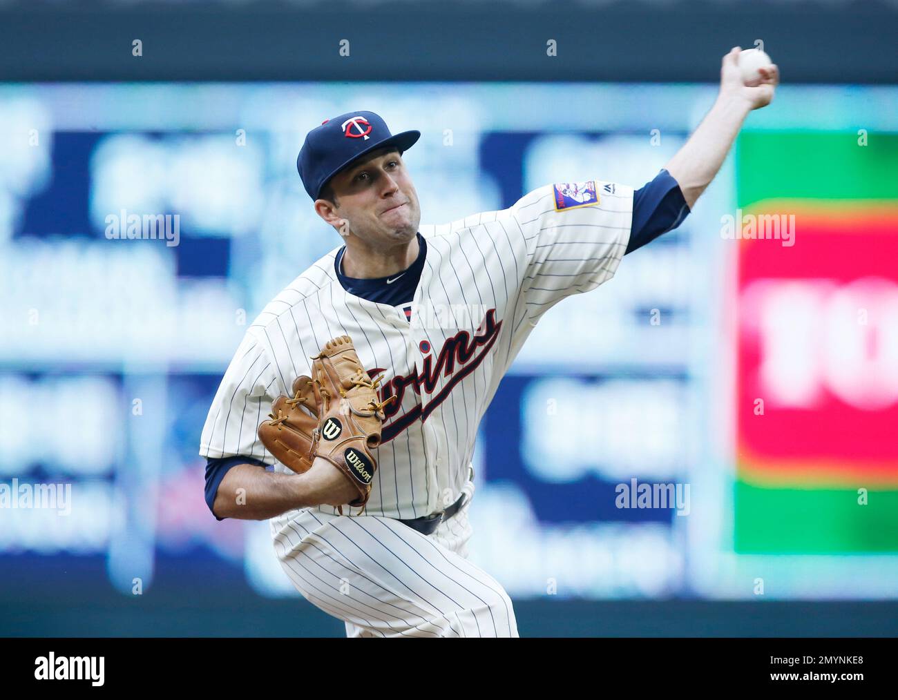 Minnesota Twins pitcher Pat Dean makes his major league debut in the ...