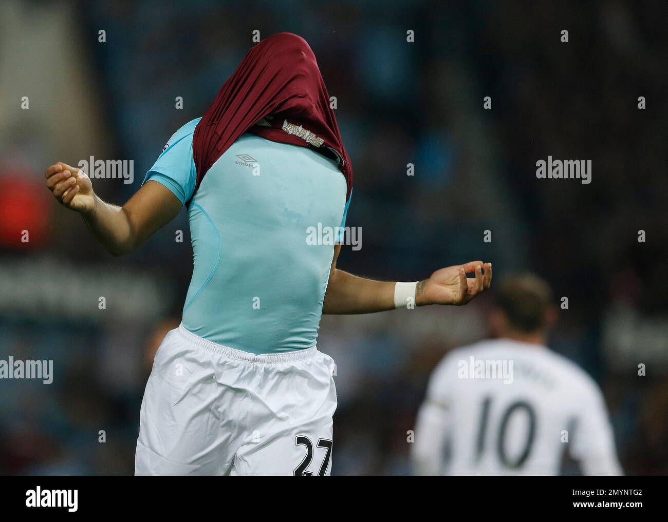 West Ham's Dimitri Payet reacts after missing to score during the ...