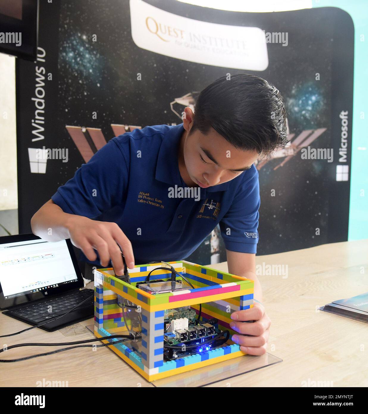 IMAGE DISTRIBUTED FOR MICROSOFT - Micah Kim demos Quest Windows 10 IoT ...