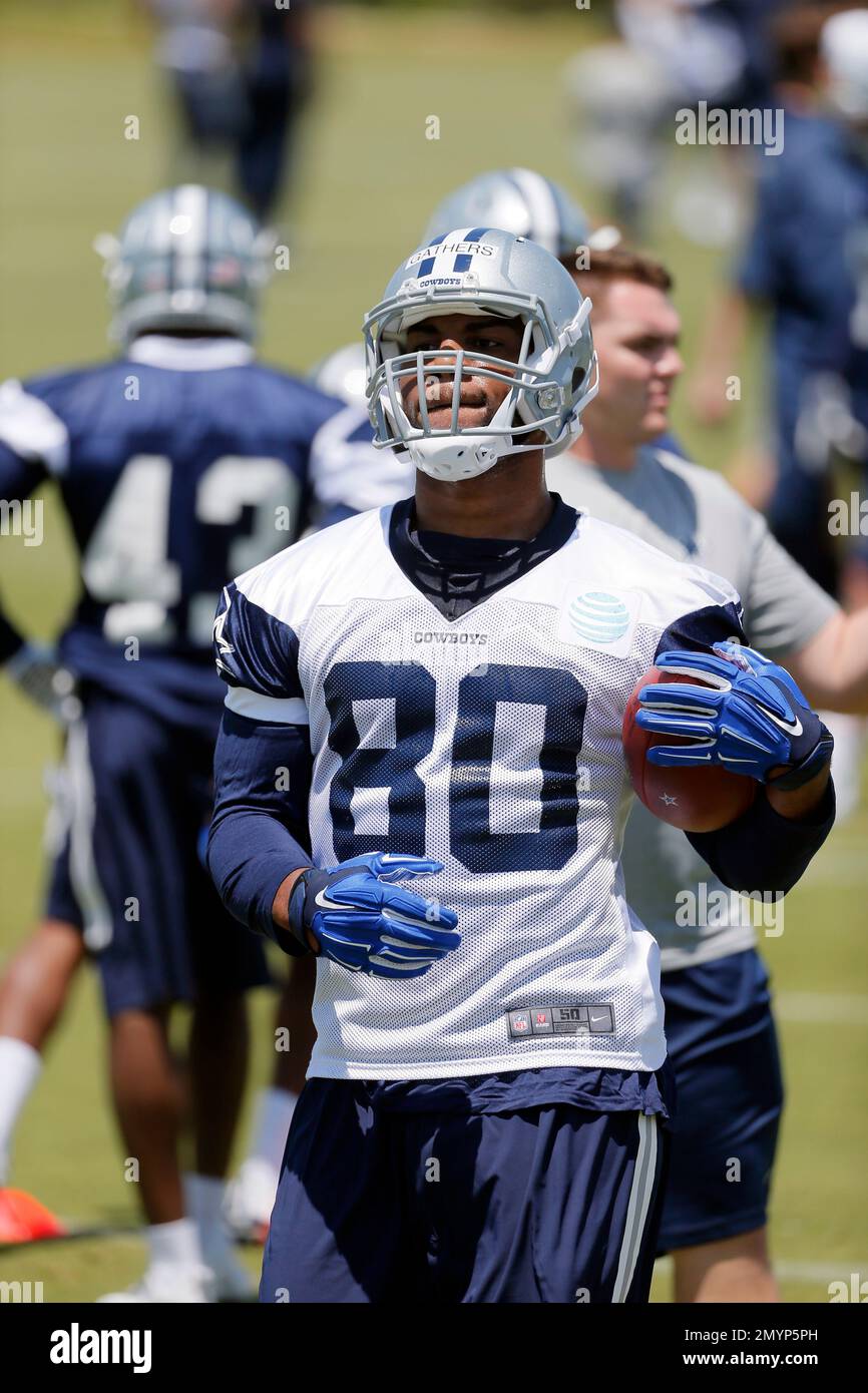 Dallas Cowboys tight end Rico Gathers carries the ball as he runs a ...