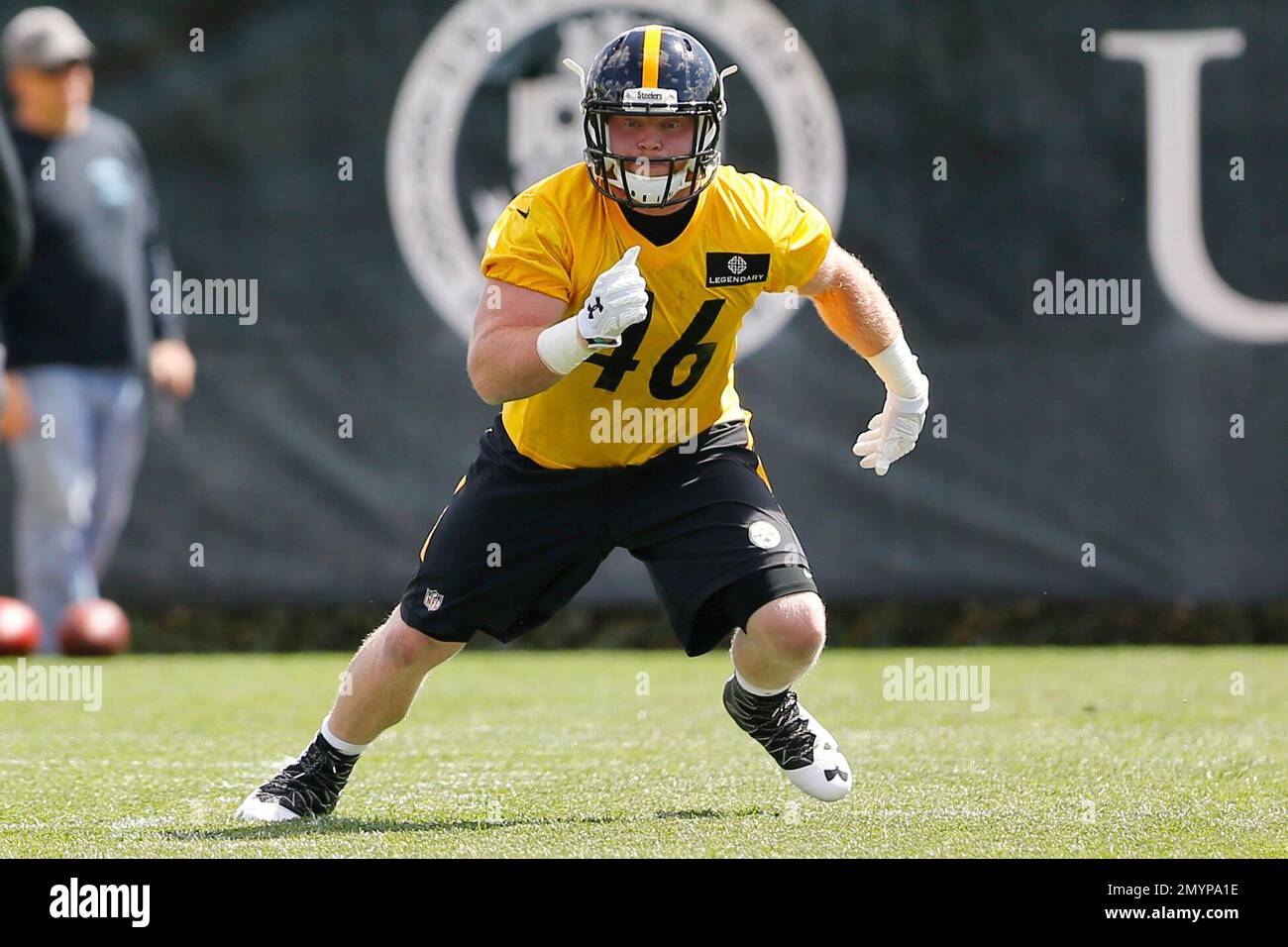 Pittsburgh Steelers linebacker Tyler Matakevich (46) goes through ...