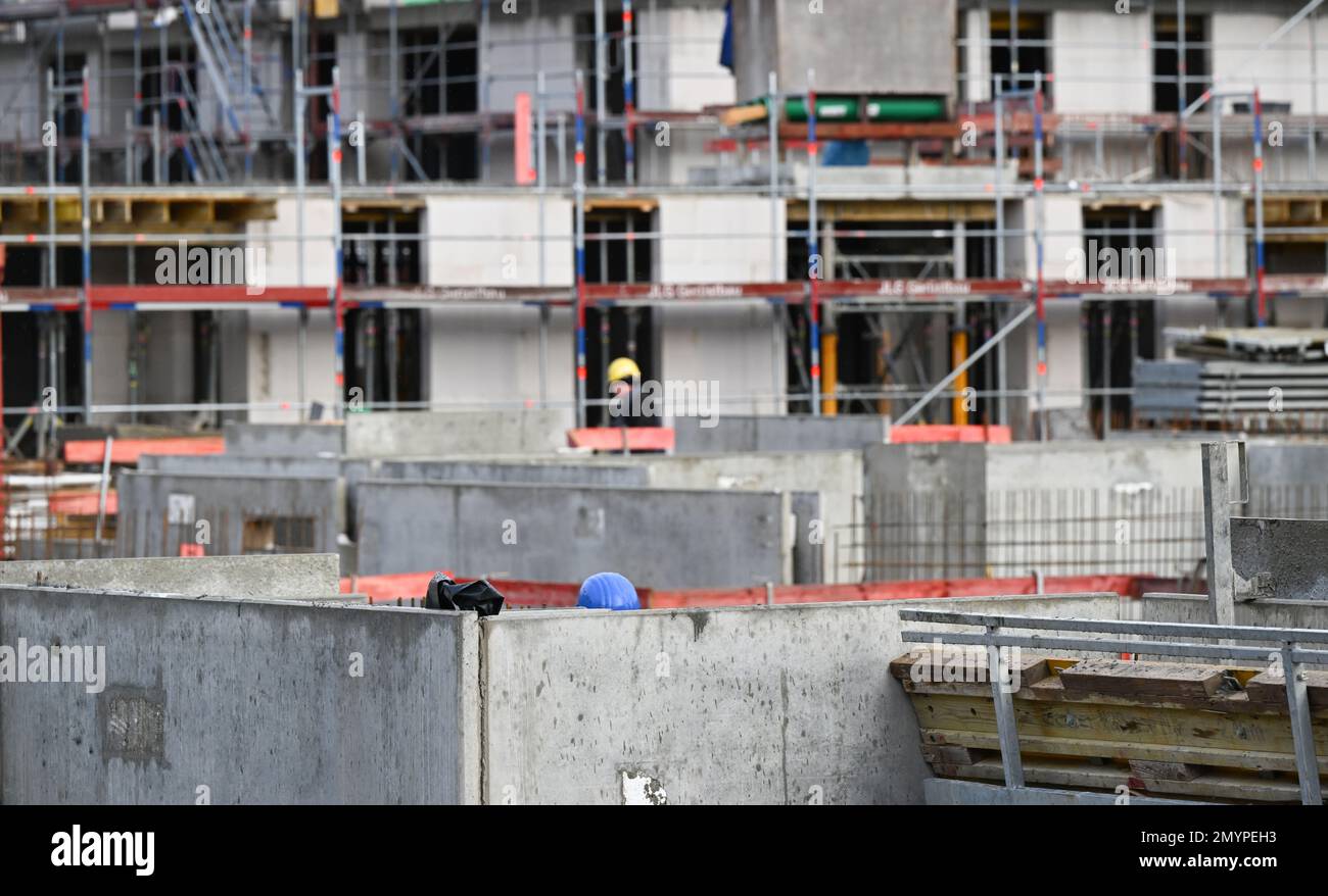 Bottleneck economy hi-res stock photography and images - Alamy