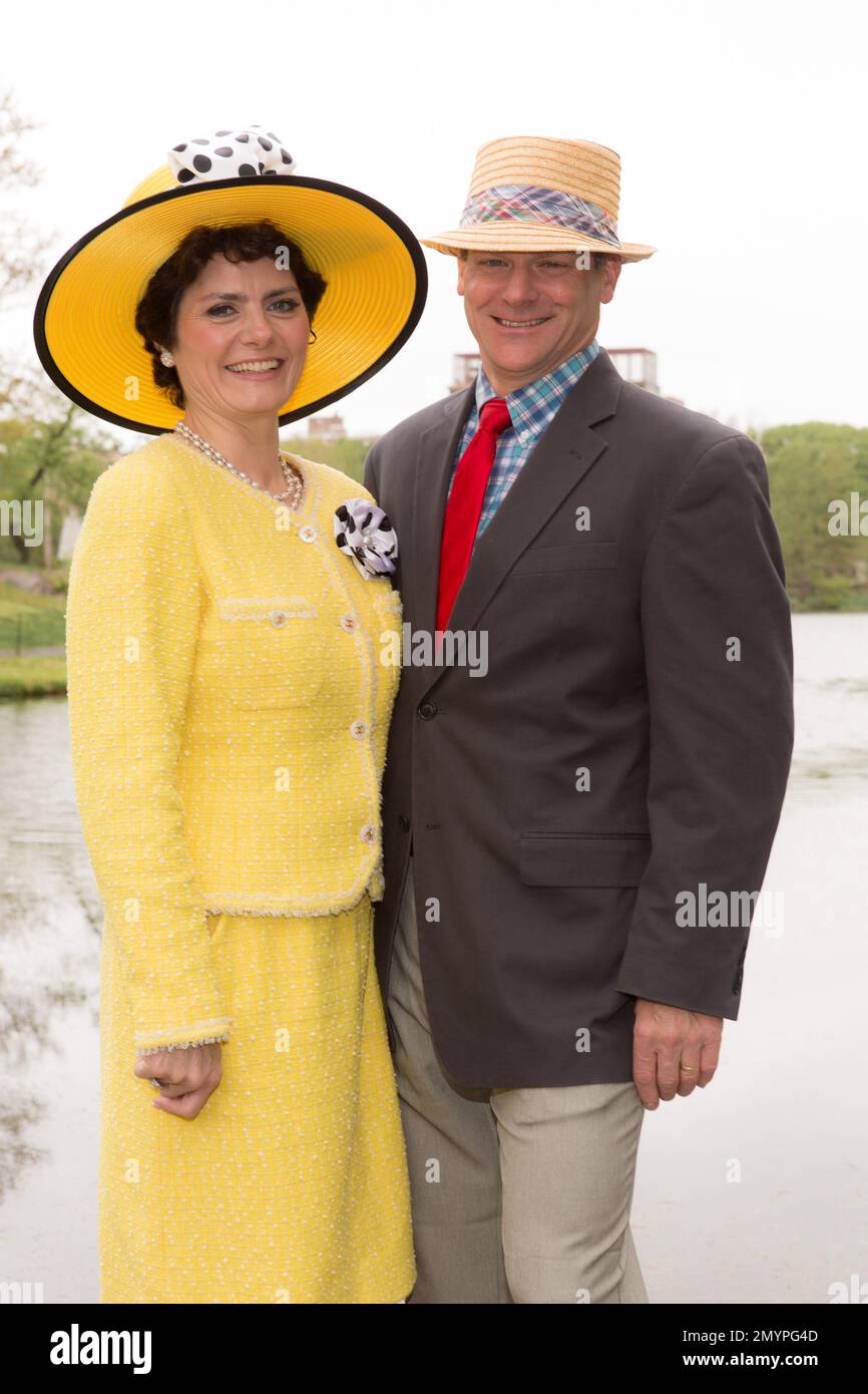 Carol and Cliff Washer arrive at 34th Annual Frederick Law Olmsted ...