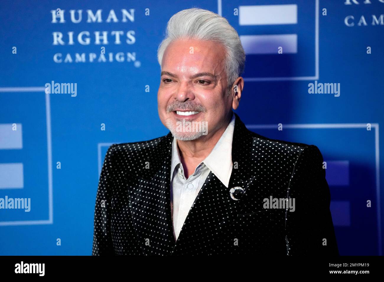 Henry R. Munoz attends the Human Rights Campaign Greater New York ...