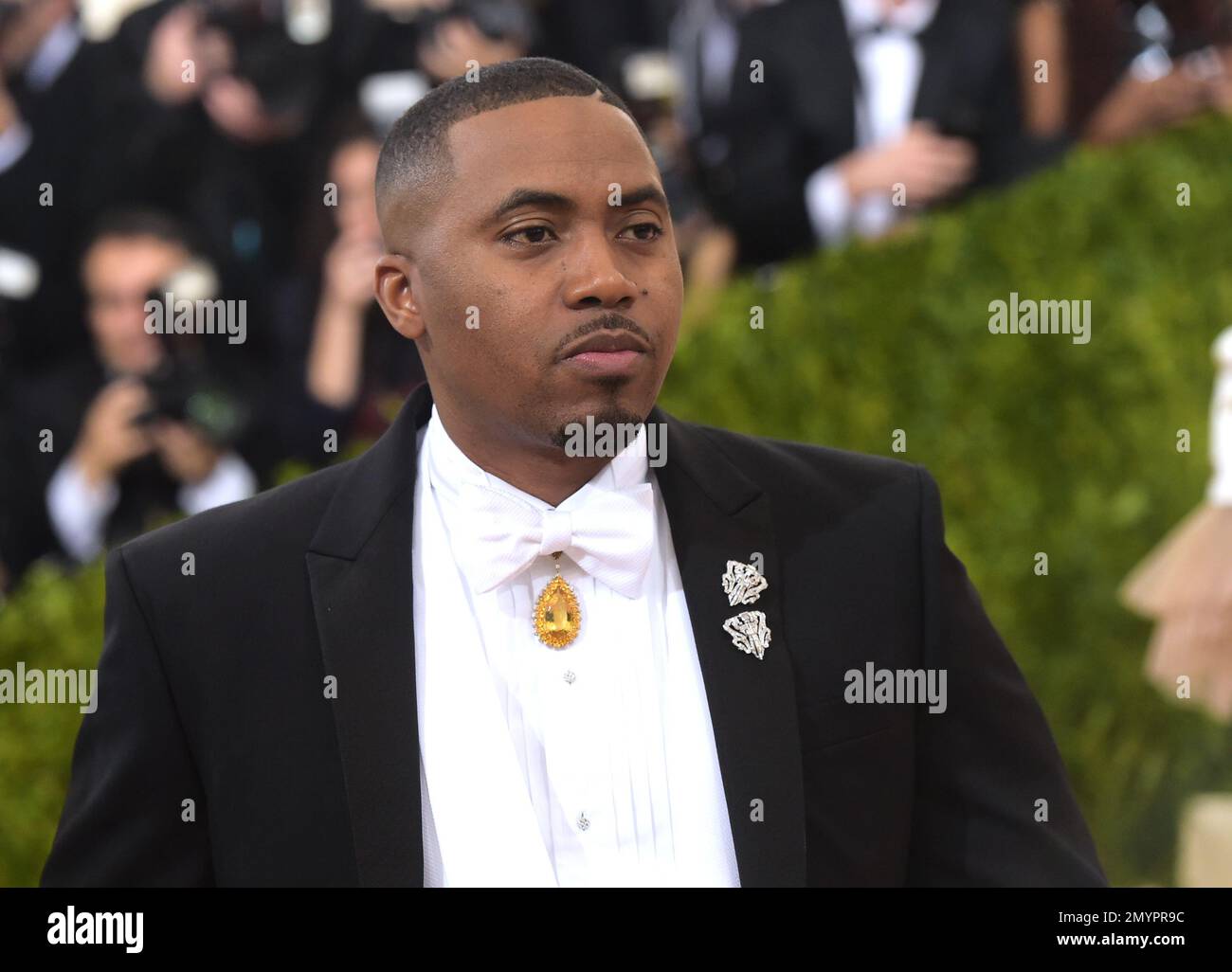 Nas arrives at The Metropolitan Museum of Art Costume Institute Benefit ...