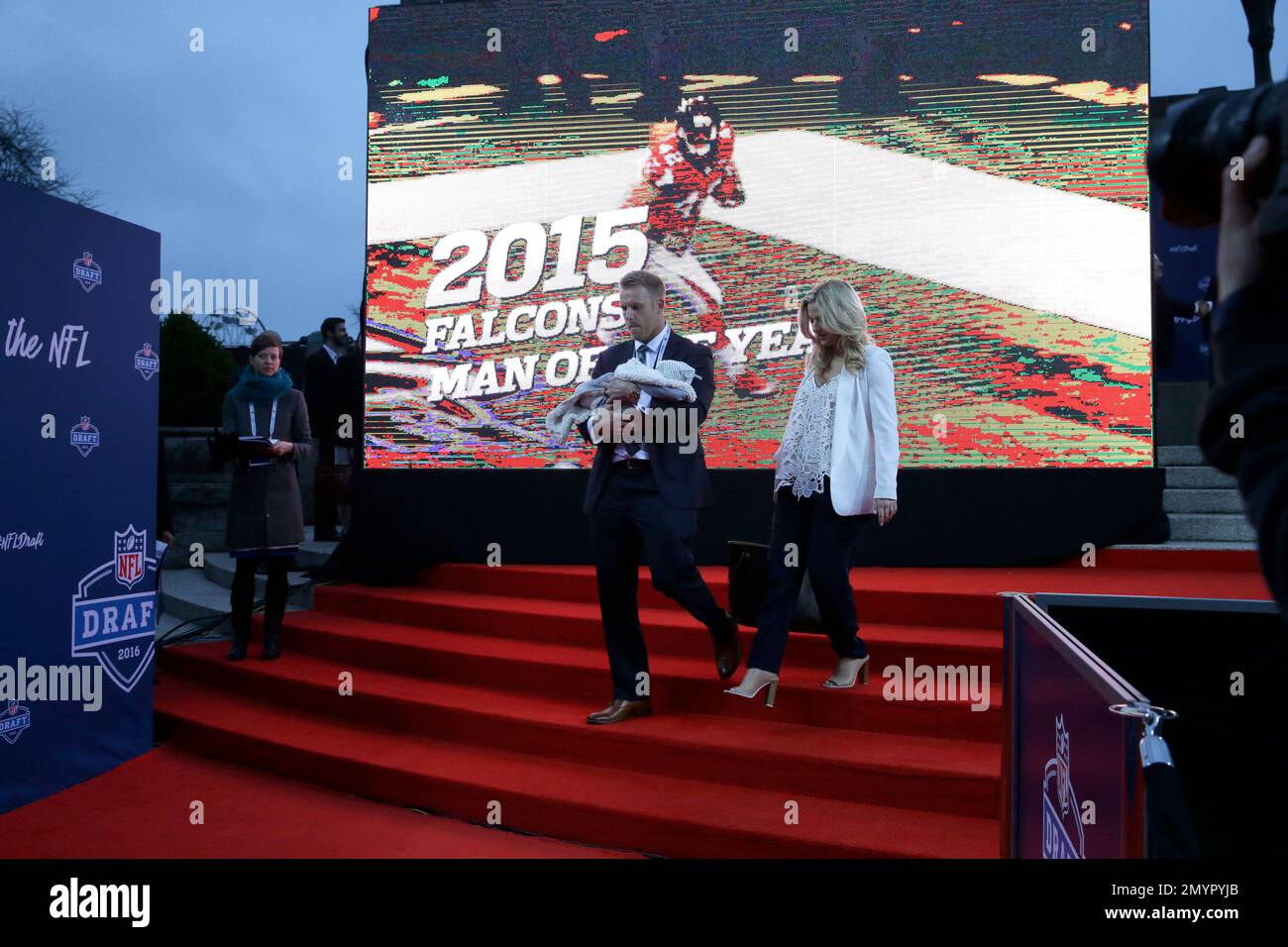 Former Walter Payton Men of the Year Patrick DiMarco poses for photos ...