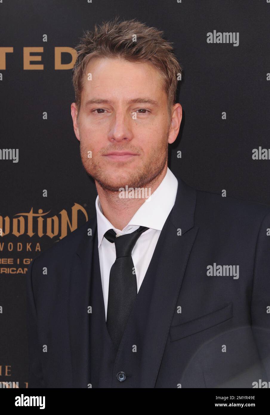 Justin Hartley arrives at the 43rd annual Daytime Emmy Awards at the ...