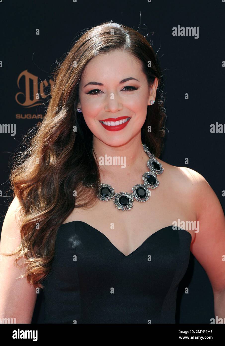 Teresa Castillo arrives at the 43rd annual Daytime Emmy Awards at the ...