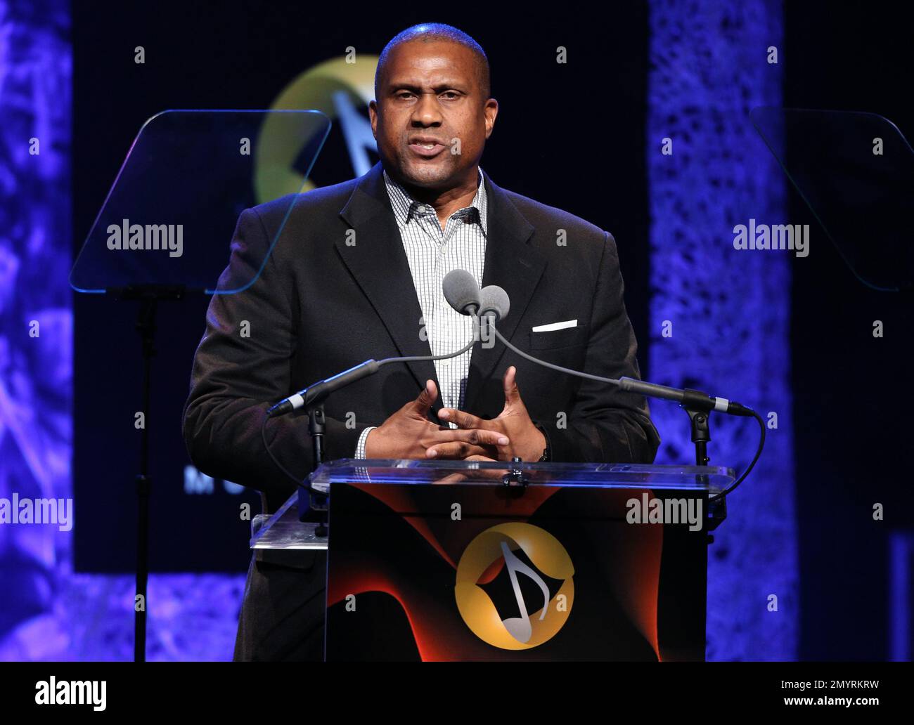 Tavis Smiley presents the founders award at the 33rd annual ASCAP Pop ...