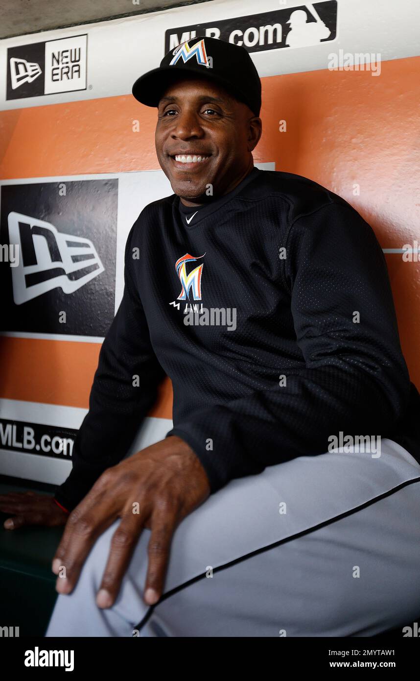 Miami Marlins hitting coach Barry Bonds speaks with reporters prior to ...