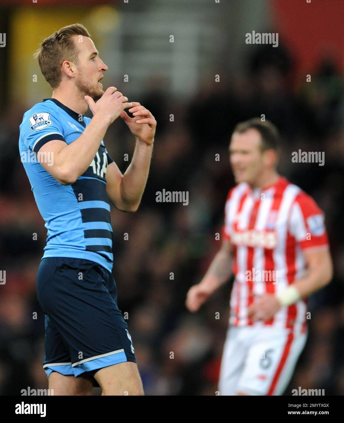 Tottenham's Harry Kane, left, celebrates scoring a goal during the ...