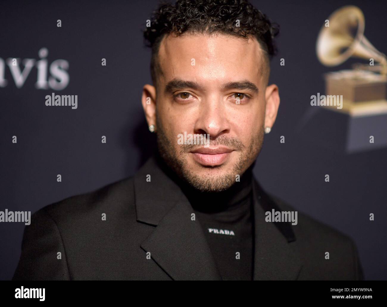 Jason Lee arrives at the Pre-Grammy Gala on Saturday, Feb. 4, 2023, at ...