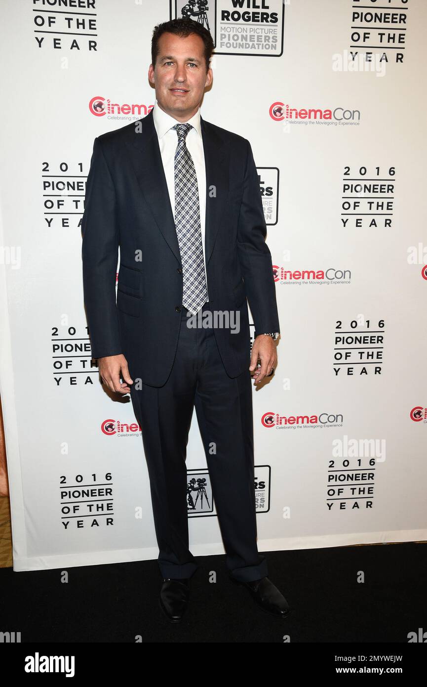 Scott Stuber attends the 2016 Will Rogers Pioneer of the Year Dinner ...