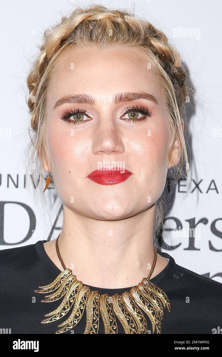 Laura Kirkpatrick arrives at Sean Parker and the Parker Foundation's ...