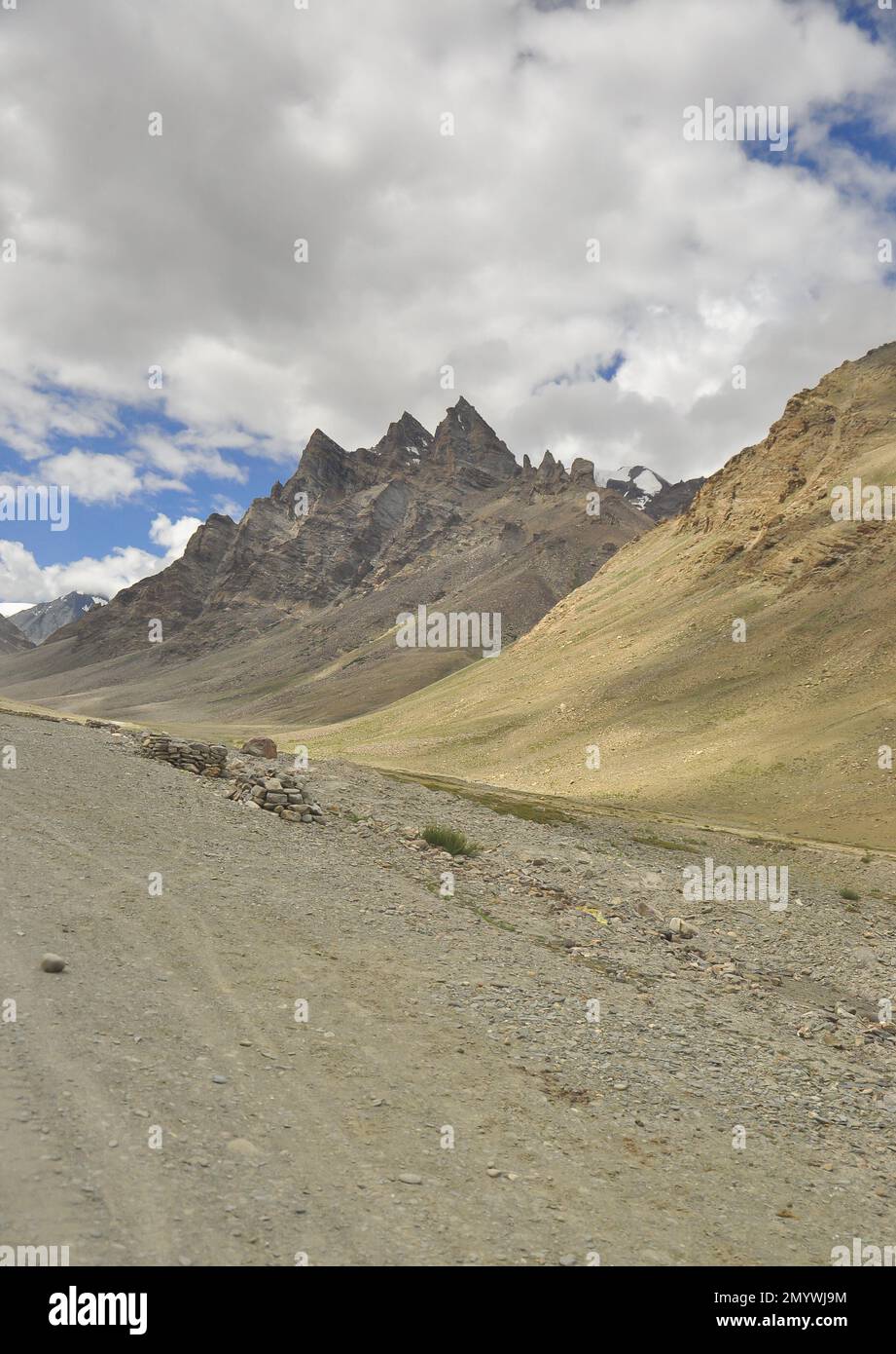 Beautiful view of sharp mountains on the way of Darcha-Padum road ...