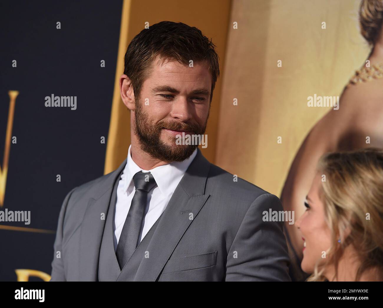 Chris Hemsworth arrives at the LA Premiere of "The Huntsman: Winter's ...