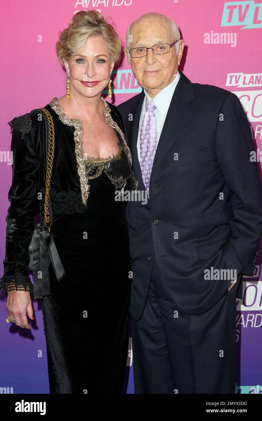 Norman Lear, right, and Lyn Lear arrive at the 2016 TV Land Icon Awards ...