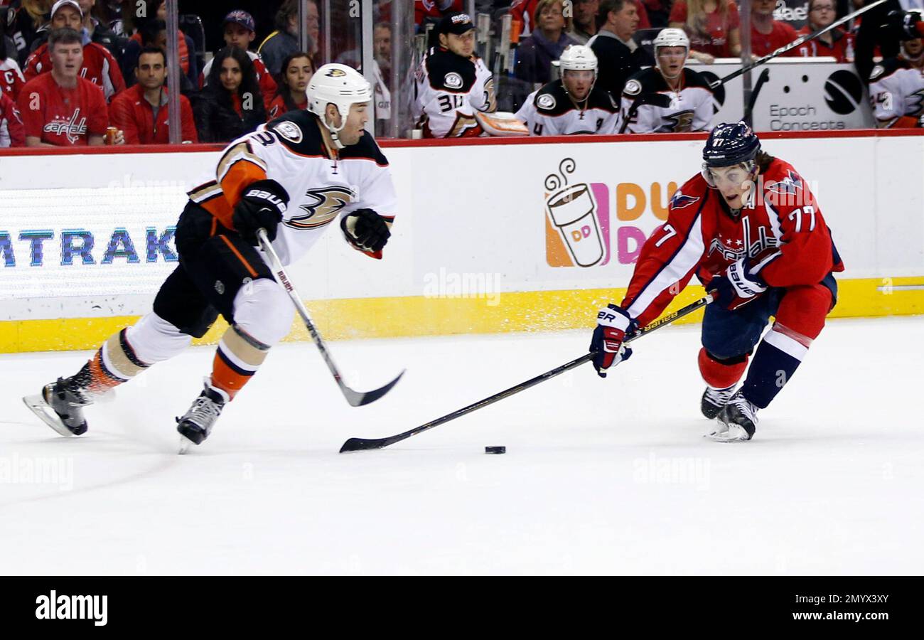 Anaheim Ducks defenseman Clayton Stoner (3) knocks the puck past ...