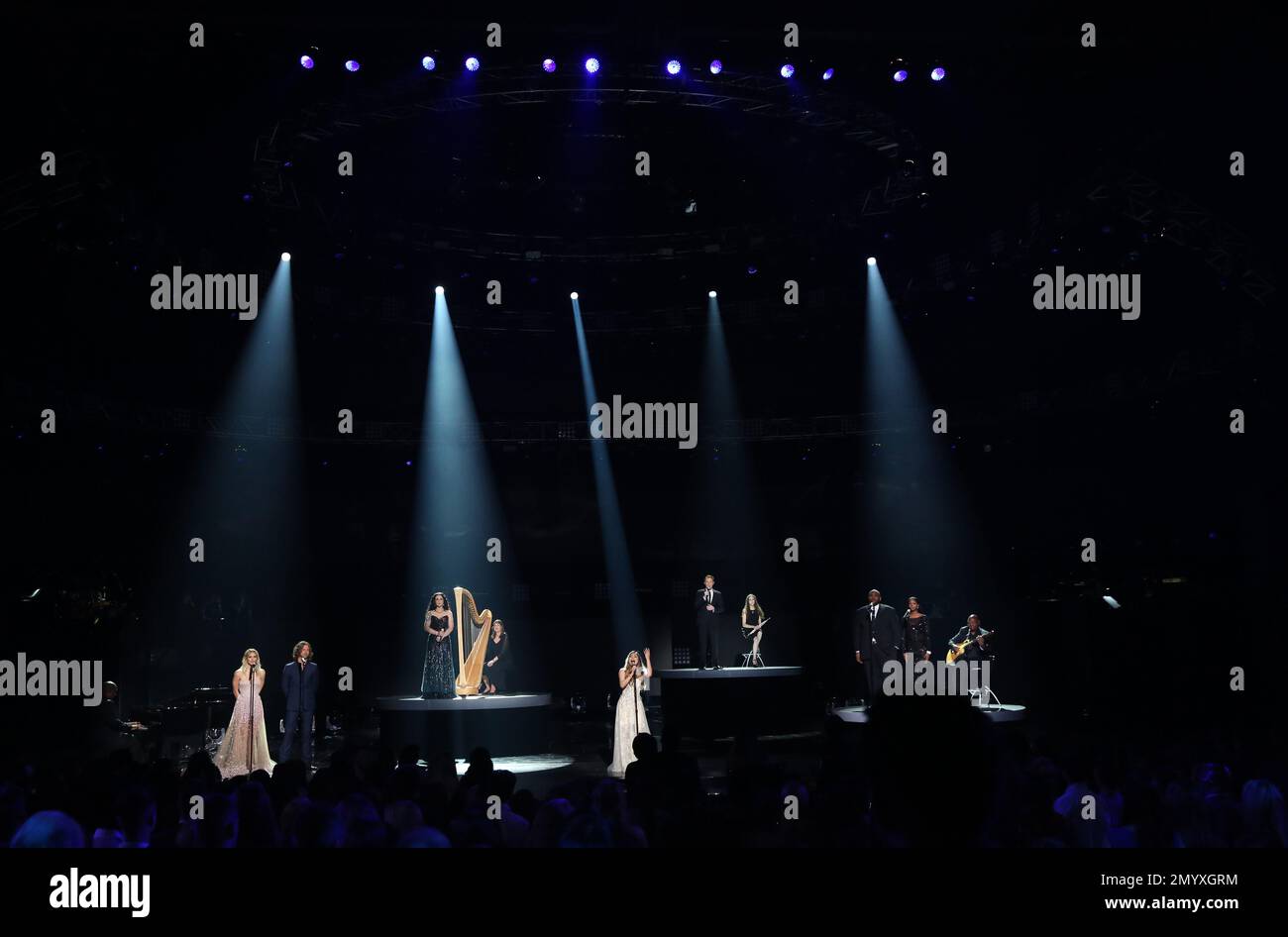 Katherine McPhee, from left, Casey James, Carly Smithson, Jessica ...