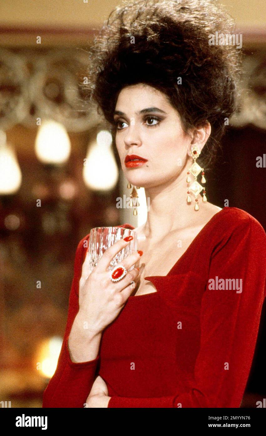 TERI HATCHER in SOAPDISH (1991), directed by MICHAEL HOFFMAN. Credit ...