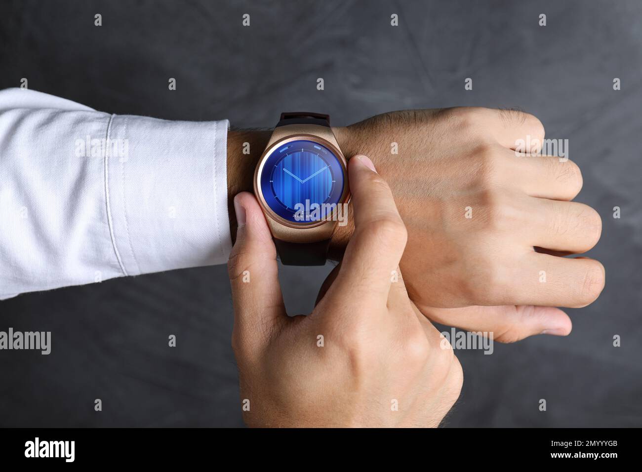 Check time hi-res stock photography and images - Alamy