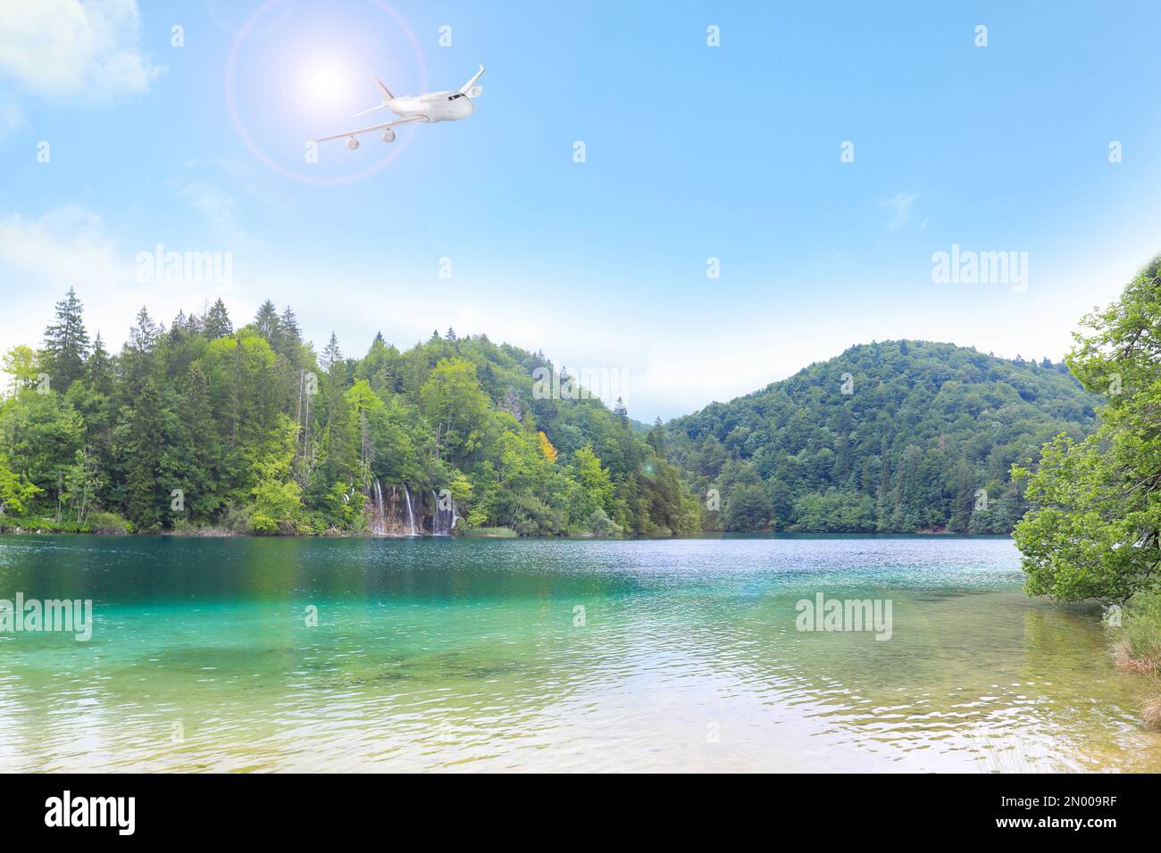 Flying over river in forest hi-res stock photography and images - Alamy