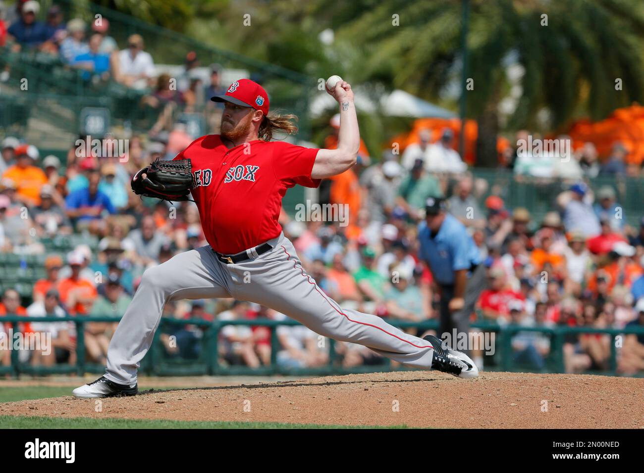 Baltimore Orioles relief pitcher Robbie Ross Jr., throws to the ...