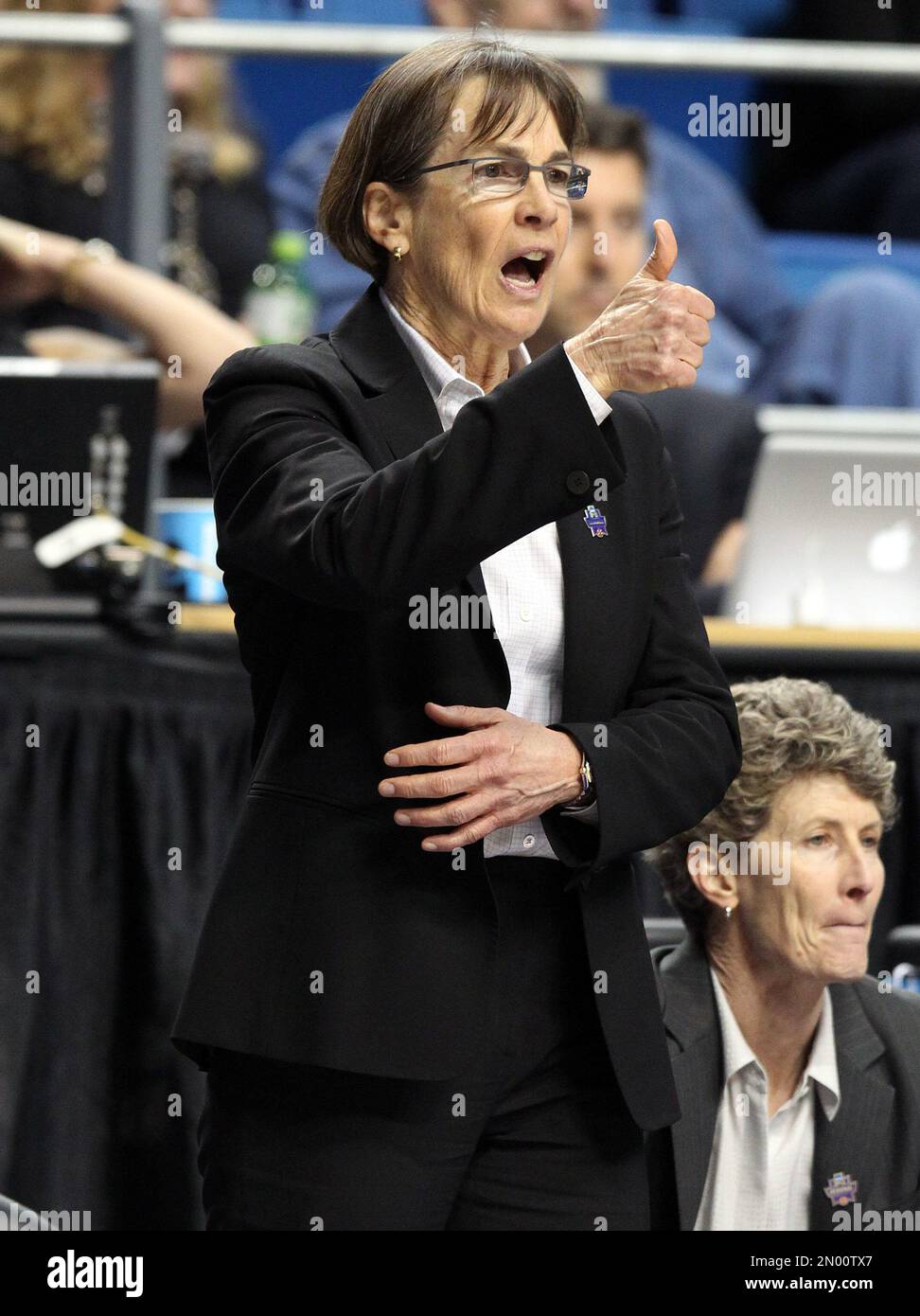 Stanford coach Tara VanDerveer calls a play during the team's regional ...