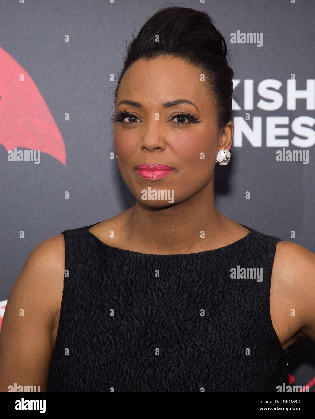 Aisha Tyler attends the premiere of "Batman v Superman: Dawn of Justice ...