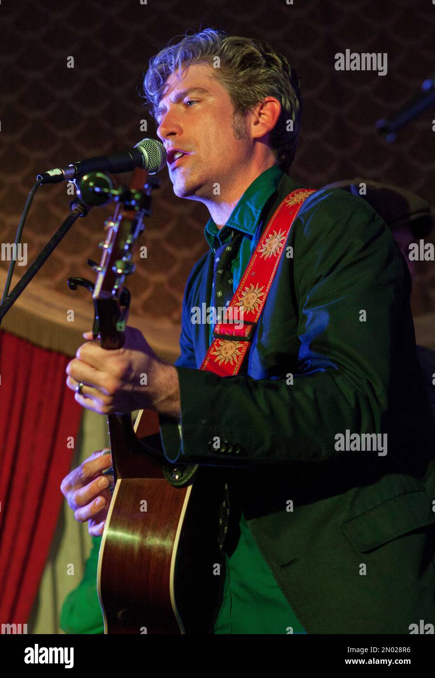 Colin Gilmore performs at the Victorian Room at the Driskill Hotel ...