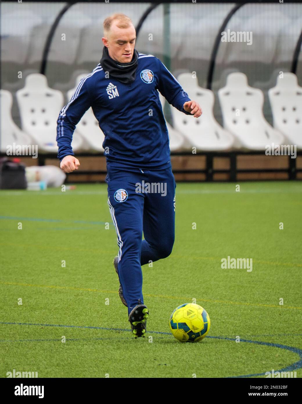 Leeds, UK. 4th February 2022. Amateur footballers playing football ...