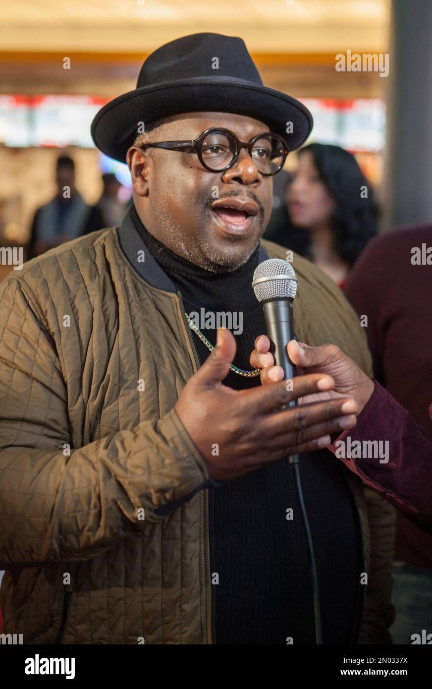 Actor Cedric the Entertainer at the Chicago premiere of Barbershop: The ...