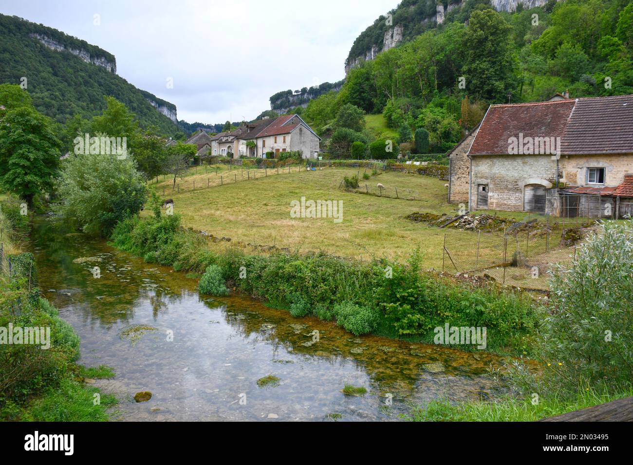 Beaumes les messieurs hi-res stock photography and images - Alamy