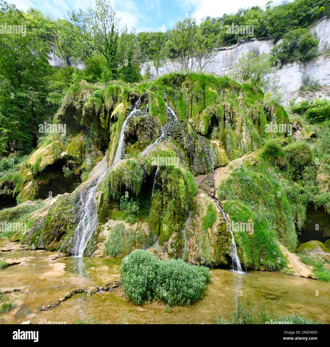 Beaumes les messieurs hi-res stock photography and images - Alamy