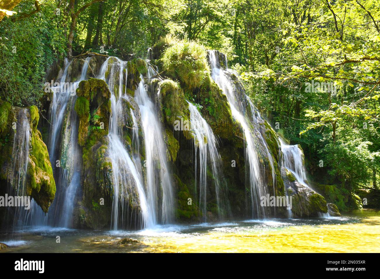 Beaumes les messieurs hi-res stock photography and images - Alamy