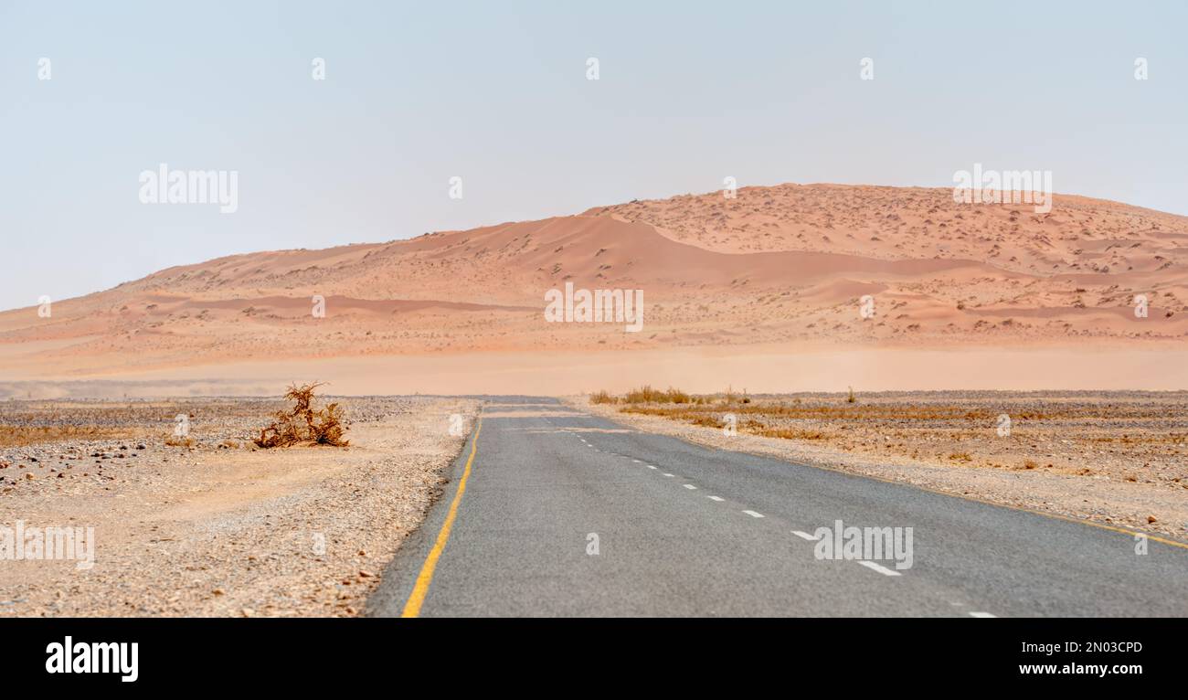 C19 road in Namibia, between Maltahohe and Sesriem Stock Photo - Alamy