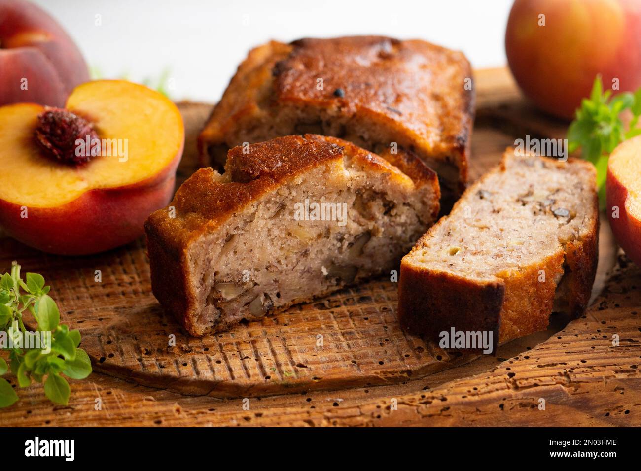 Peach pound cake hi-res stock photography and images - Alamy
