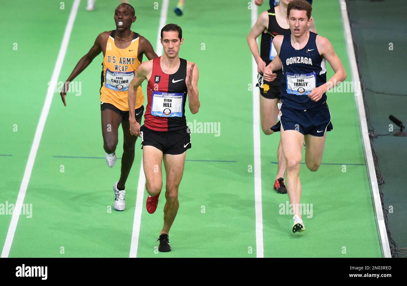 Ryan Hill beats Paul Chelimo, left, to the finish line to win the men's ...