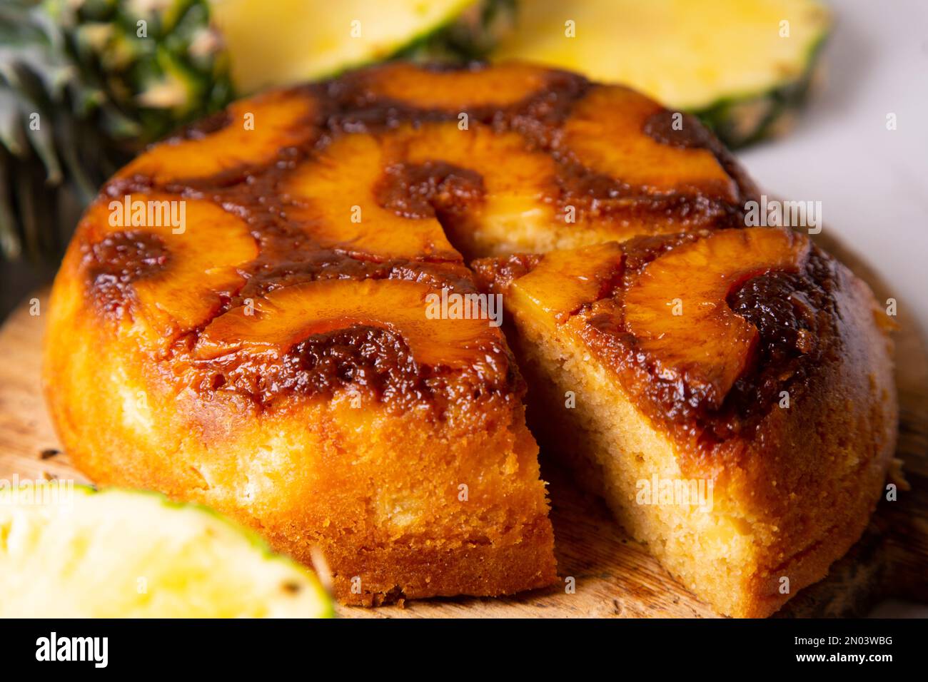Inverted Pineapple sponge cake Stock Photo - Alamy
