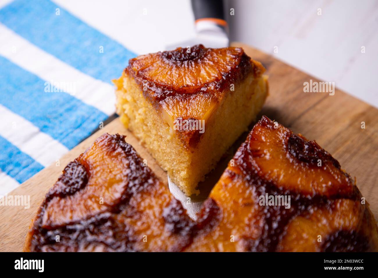 Inverted Pineapple sponge cake Stock Photo - Alamy