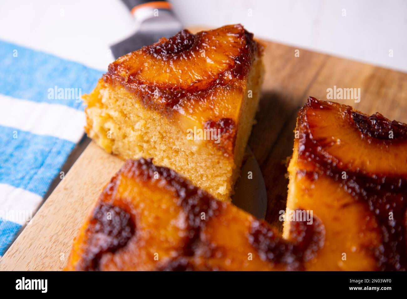 Inverted Pineapple sponge cake Stock Photo - Alamy