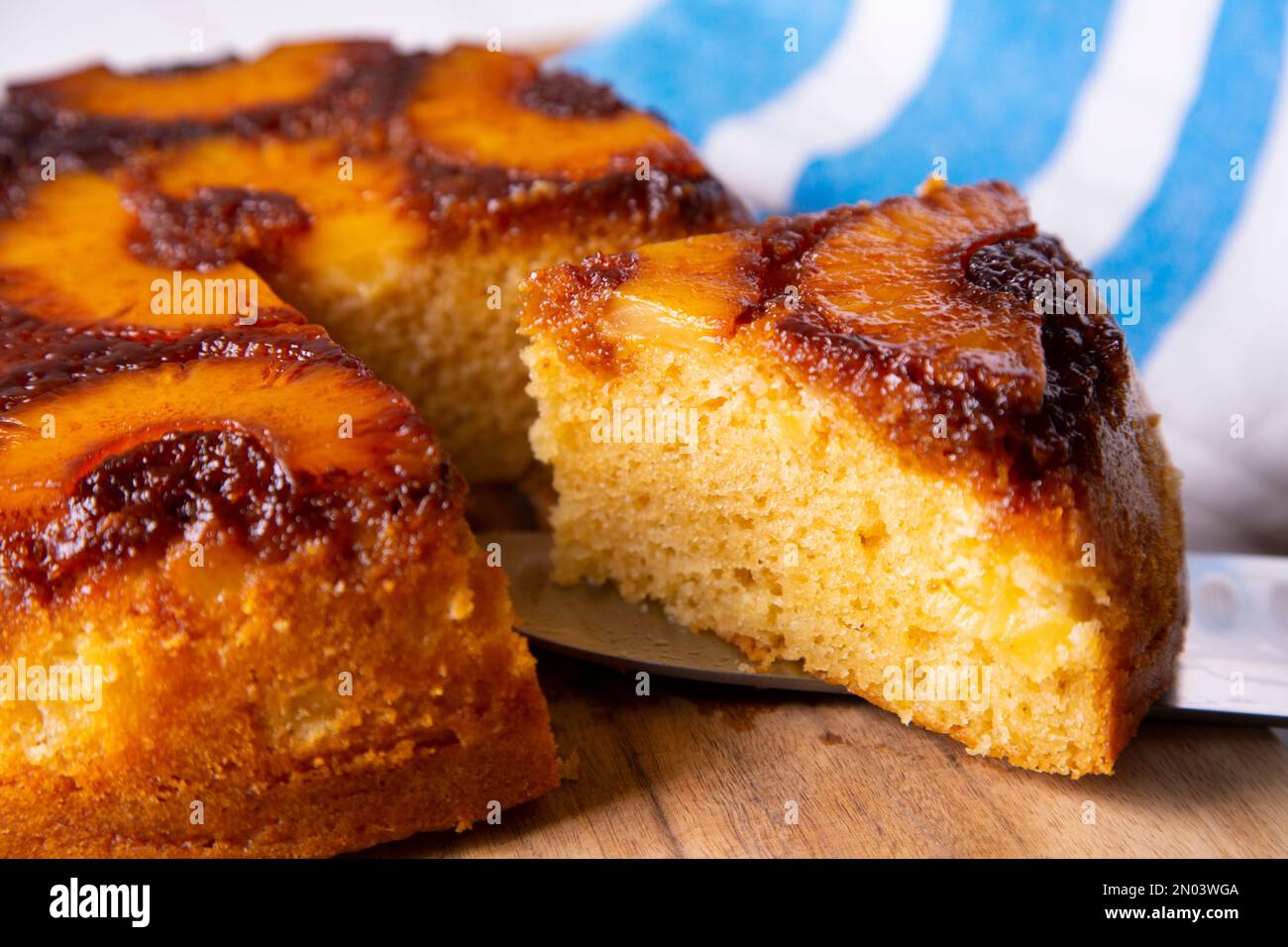 Inverted Pineapple sponge cake Stock Photo - Alamy