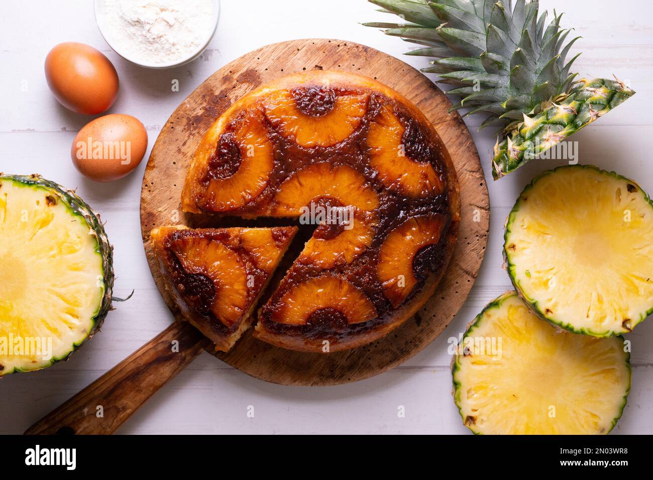 Inverted Pineapple sponge cake Stock Photo - Alamy