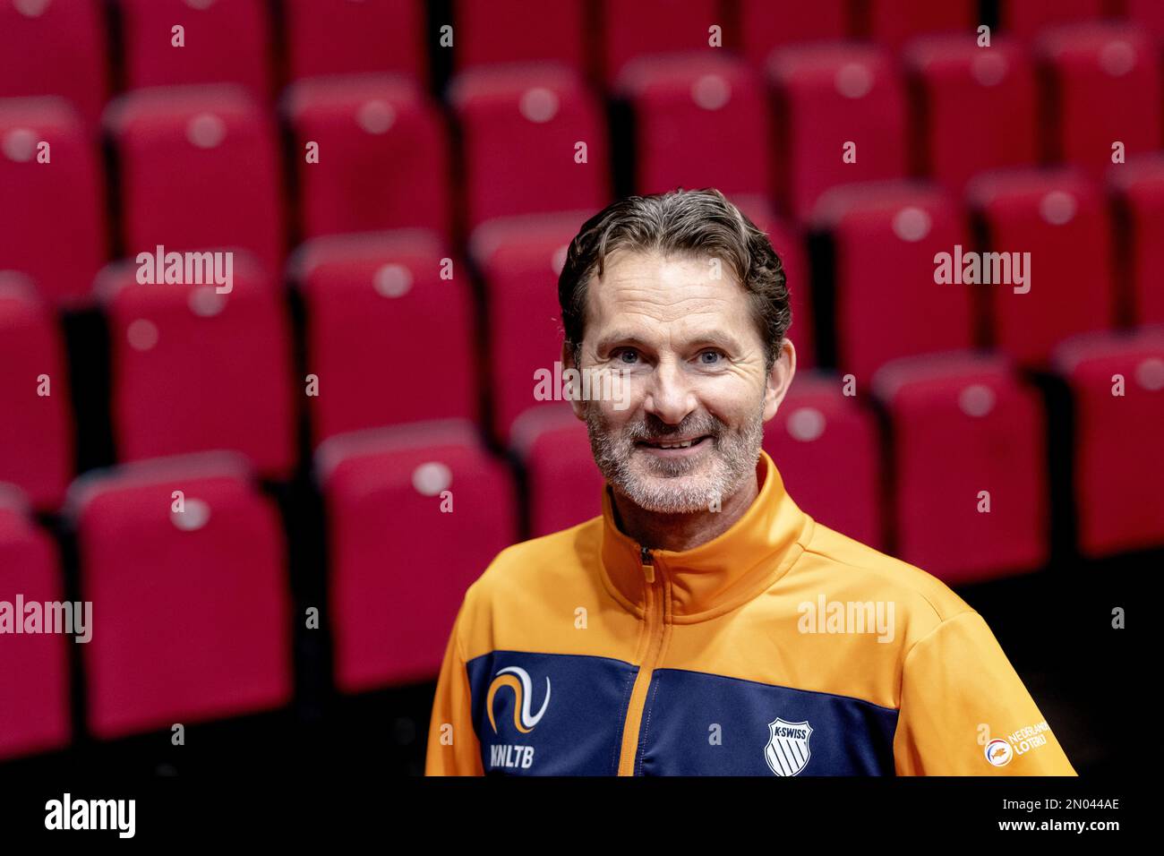 Cupduel hi-res stock photography and images - Alamy